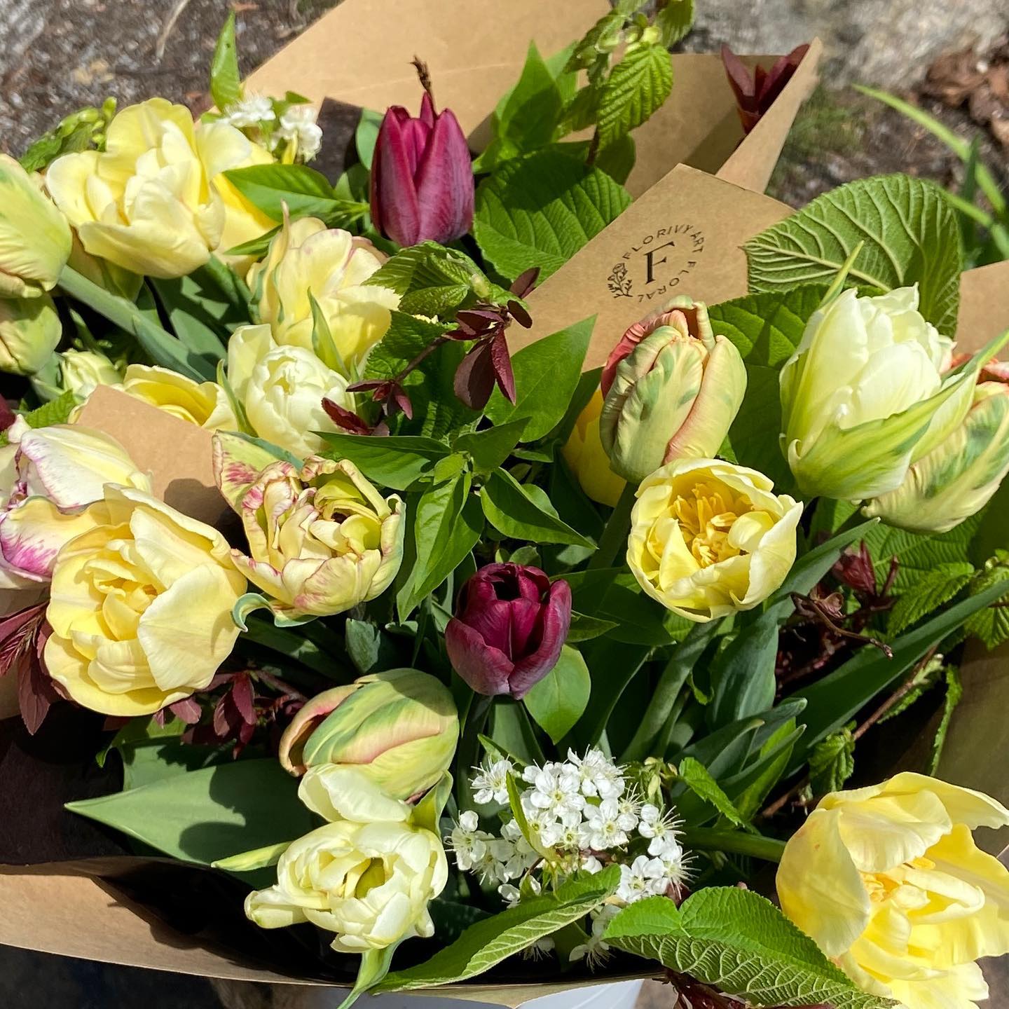 Art floral inspiré de notre forêt et de nos jardins • FLEURS LOCALES ...